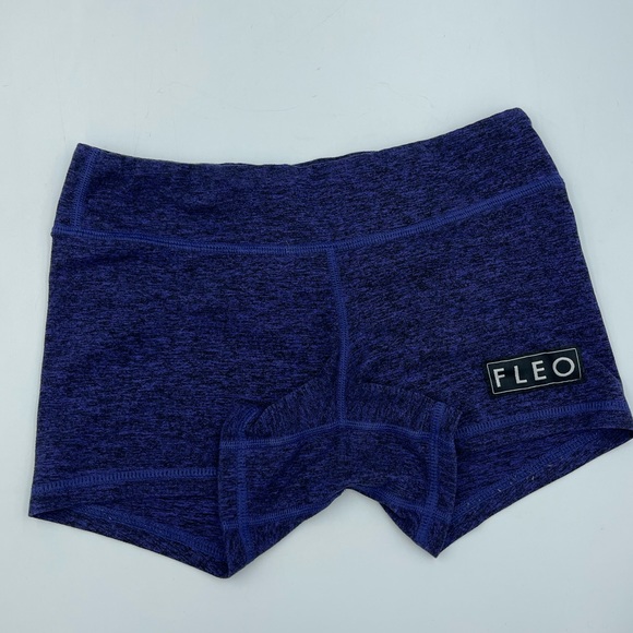 Fleo | Shorts | Fleo Low Rise Xs | Poshmark